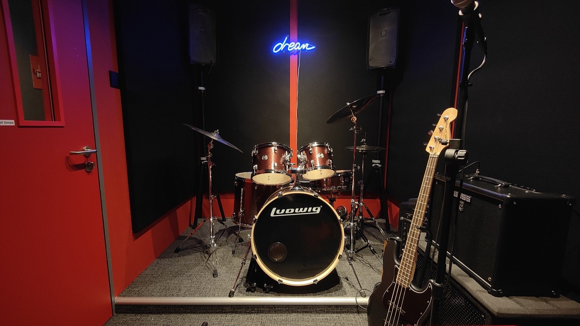 Zeppelin Studios - a jam studio by a musician for musicians - Singapore's #1 Jamming Studio ...